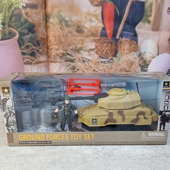 U.S. Army | Toys | Us Army Ground Forces Toy Set | Poshmark